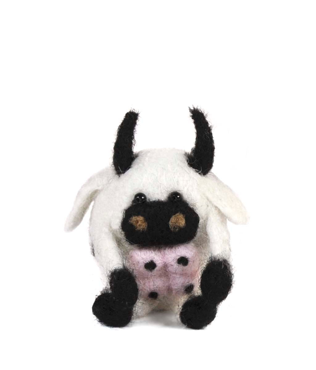 Botero Cow: Felted Alpaca Sculpture | Lanart – Lanart Alpaca